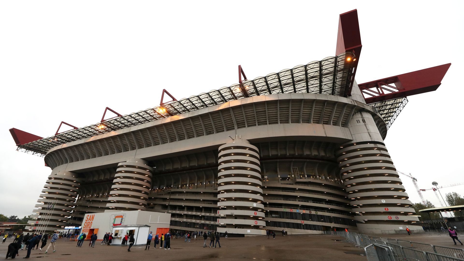 San Siro, non solo il secondo anello: spunta il vincolo anche sulle 27 ...