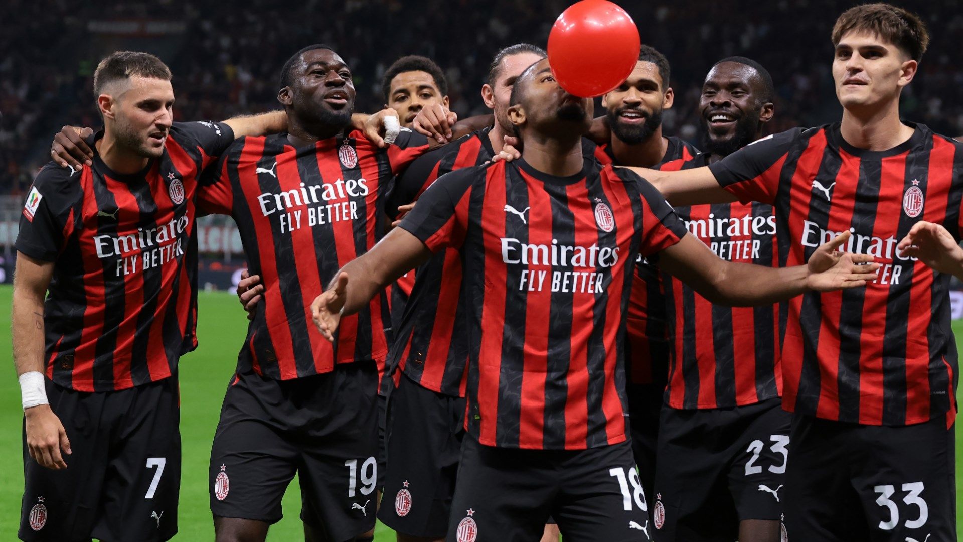 Comodo 3-0 al Lecce in dieci, il Milan vola agli ottavi di Coppa Italia ...