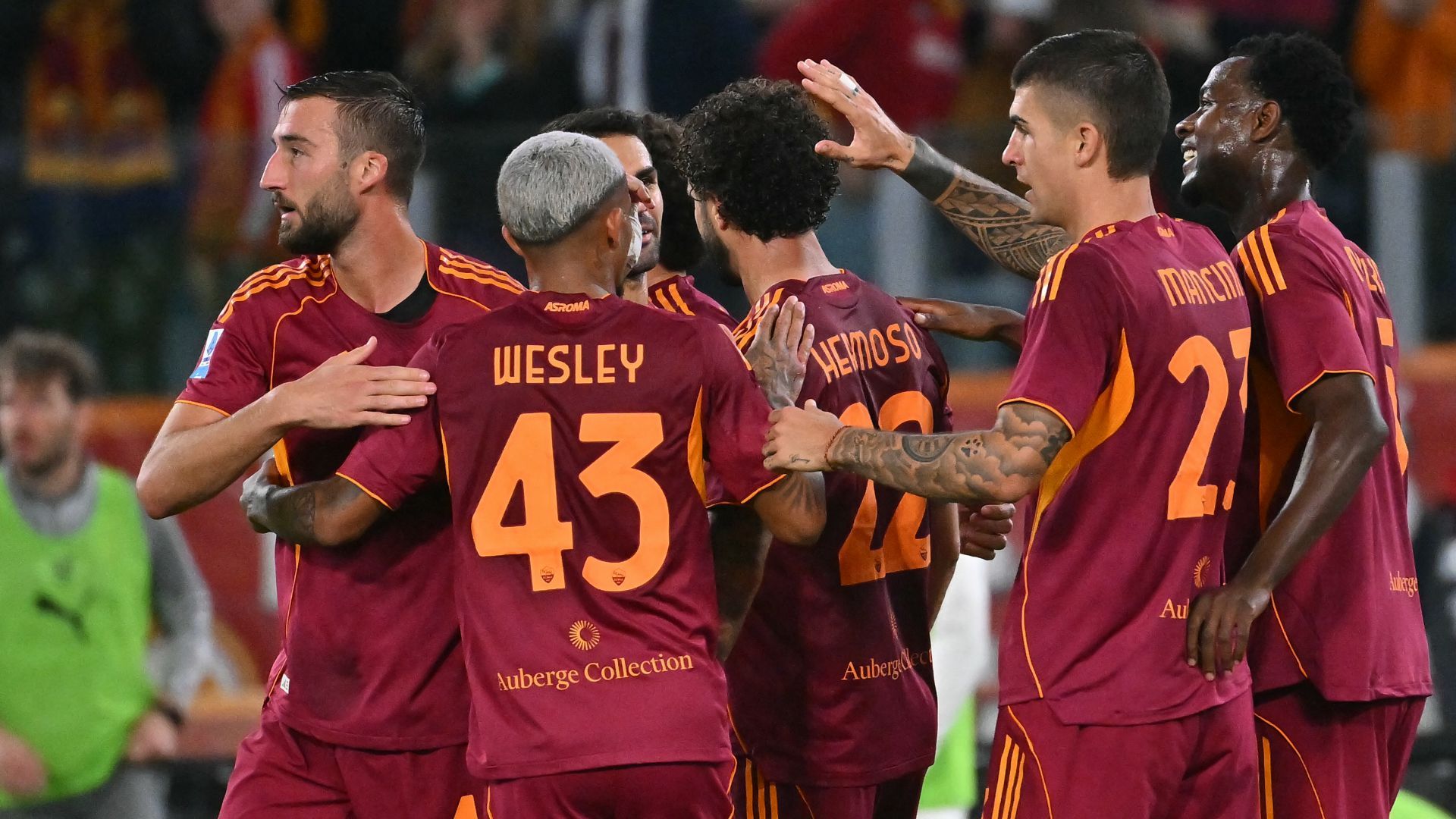 Hermoso e Dovbyk lanciano la Roma al primo posto: 2-1 al Parma ...