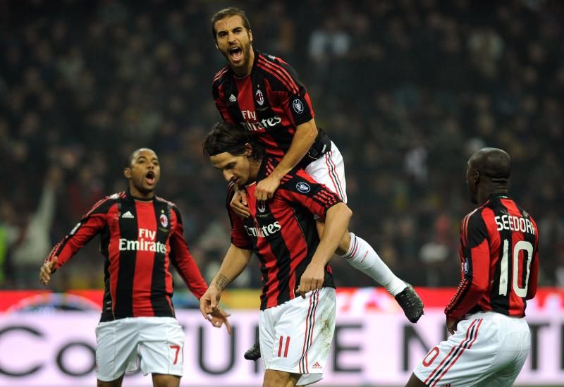 Inter-Milan 0-1: decide Ibra dal dischetto; Abate espulso, ko Milito ...