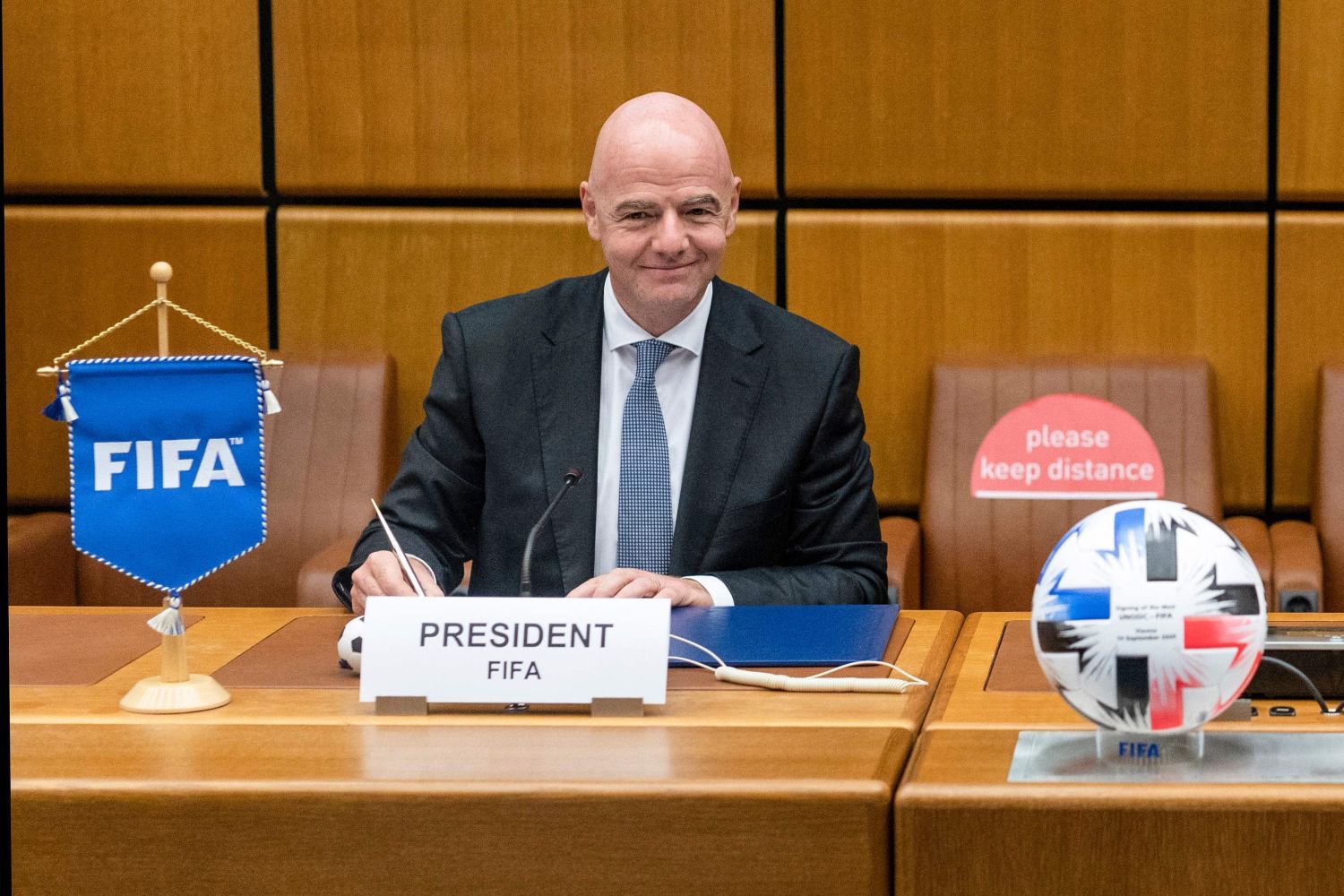 La Fifa, i bridge transfer, il sottobosco degli agenti: il caso Bemanga ...