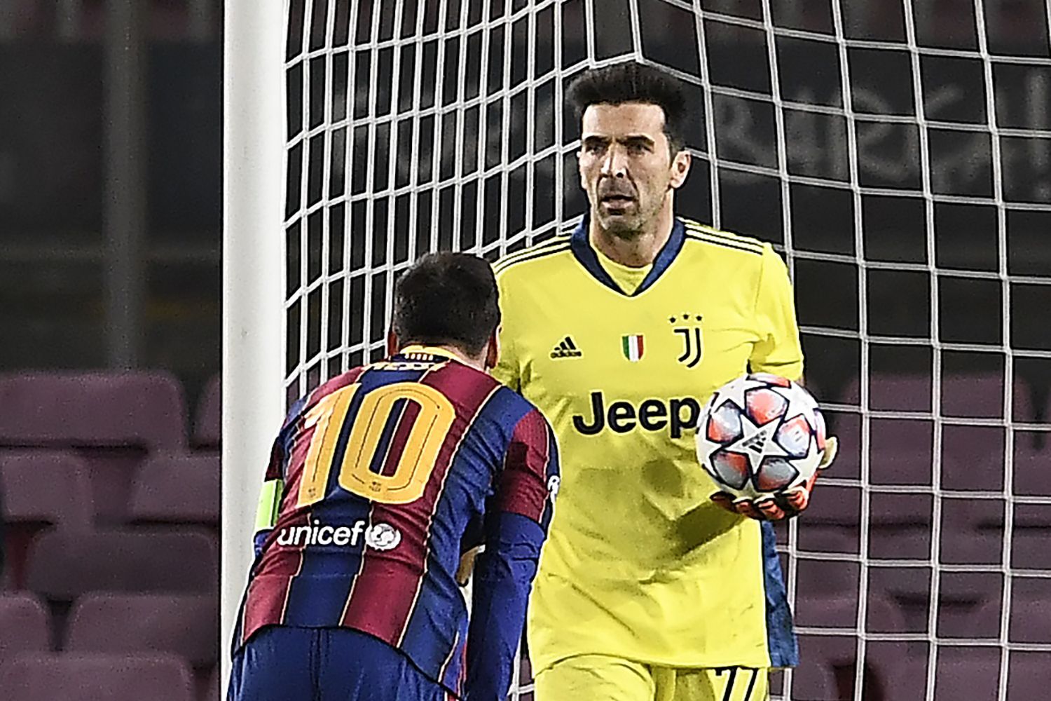 Buffon a Parma nello stadio che lo rese grande: il dato che lascia a ...