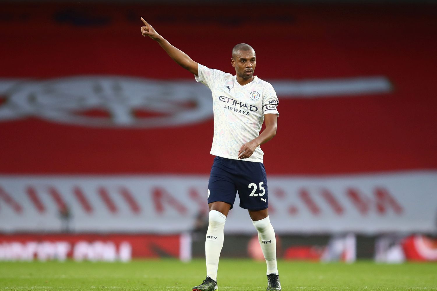 Manchester City, UFFICIALE: rinnova Fernandinho | Calciomercato