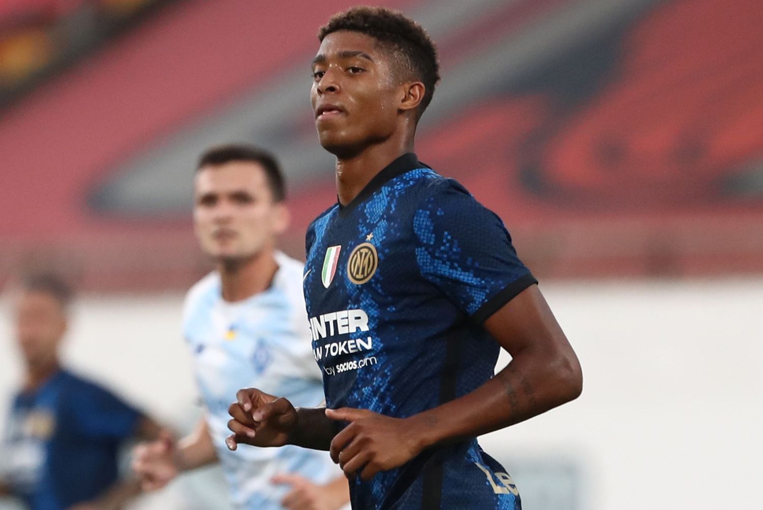 Inter, ufficiale la cessione di Salcedo all'OFI Creta: i dettagli e la ...
