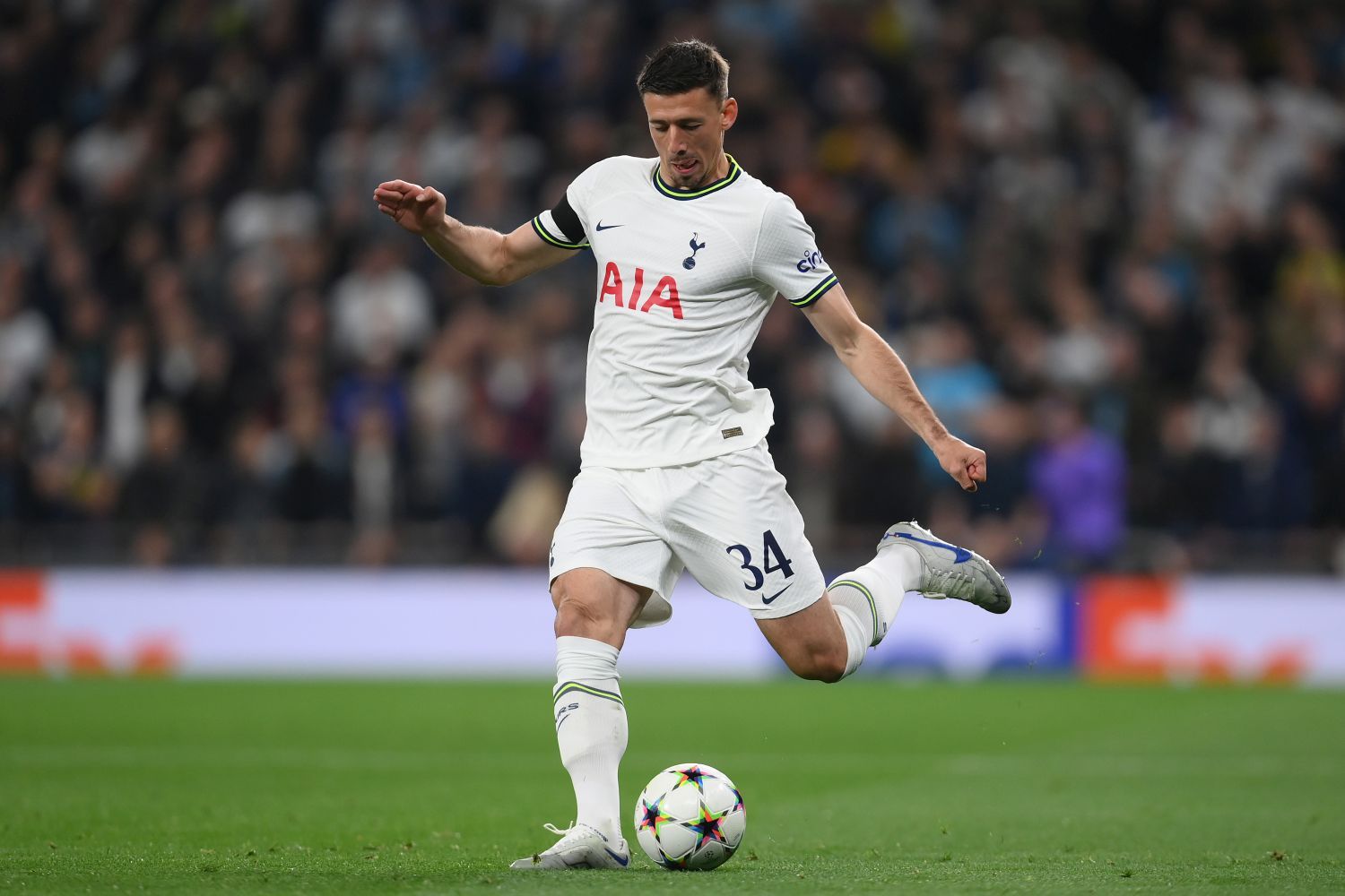 Aston Villa, UFFICIALE il colpo Lenglet | Calciomercato