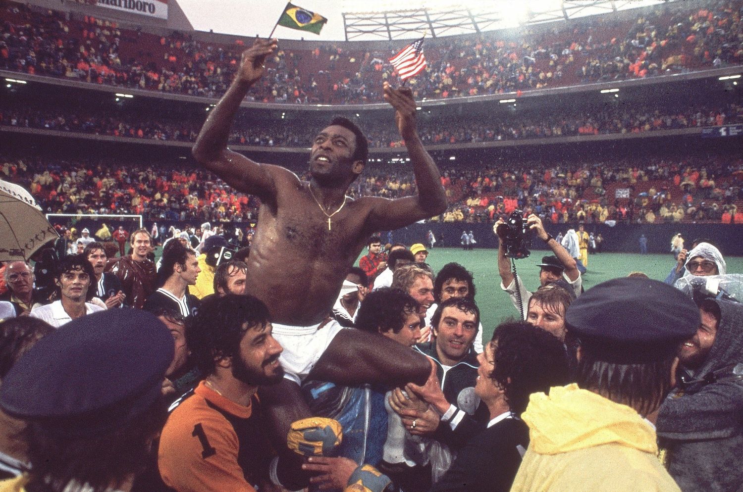 Pelé e l'Italia, storia d'incroci mancati: Milan, Inter e Juve lo ...