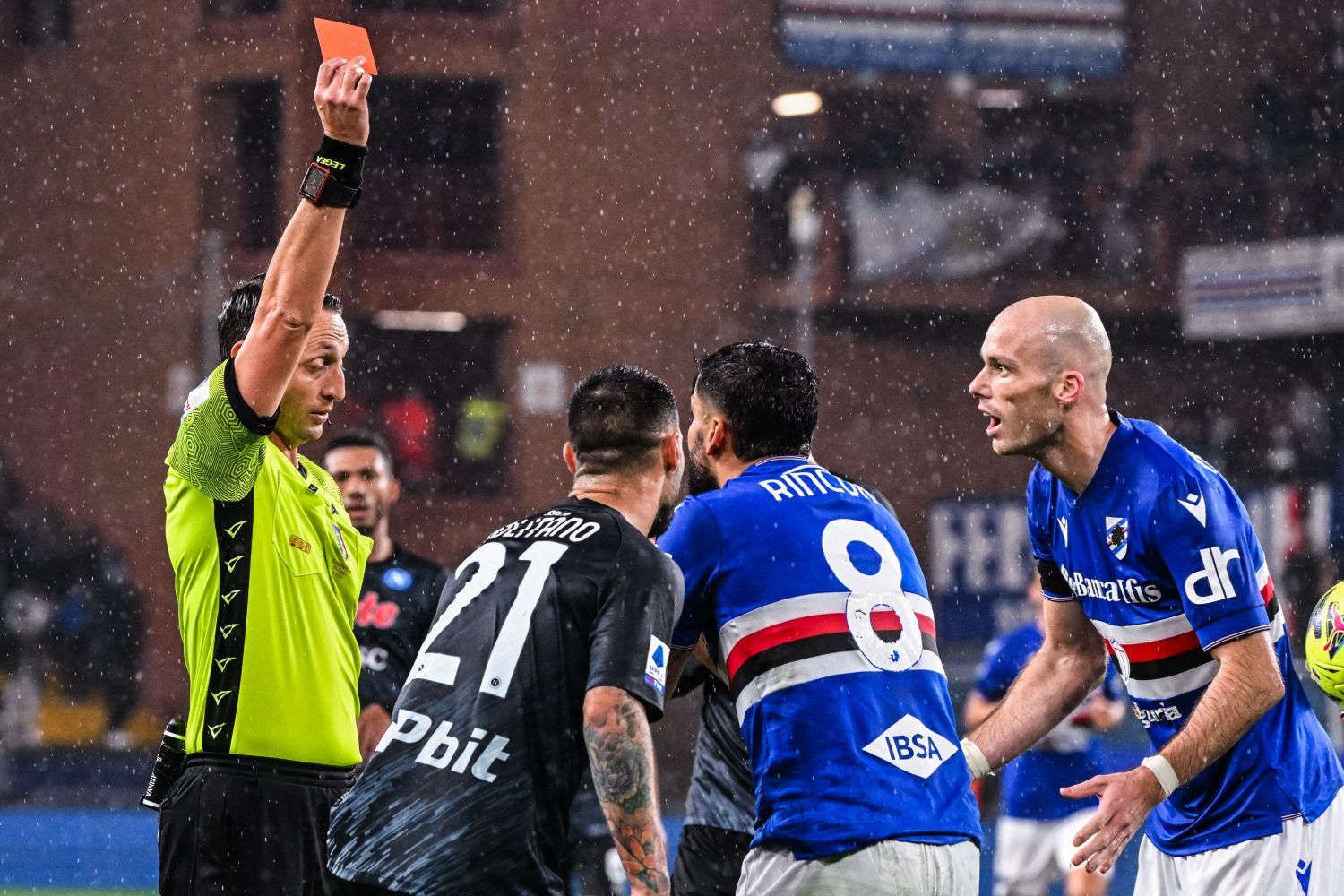 Samp-Napoli, la MOVIOLA: dubbi sul rigore su Anguissa, giusto quello su Vieira! Rincon da rosso ...