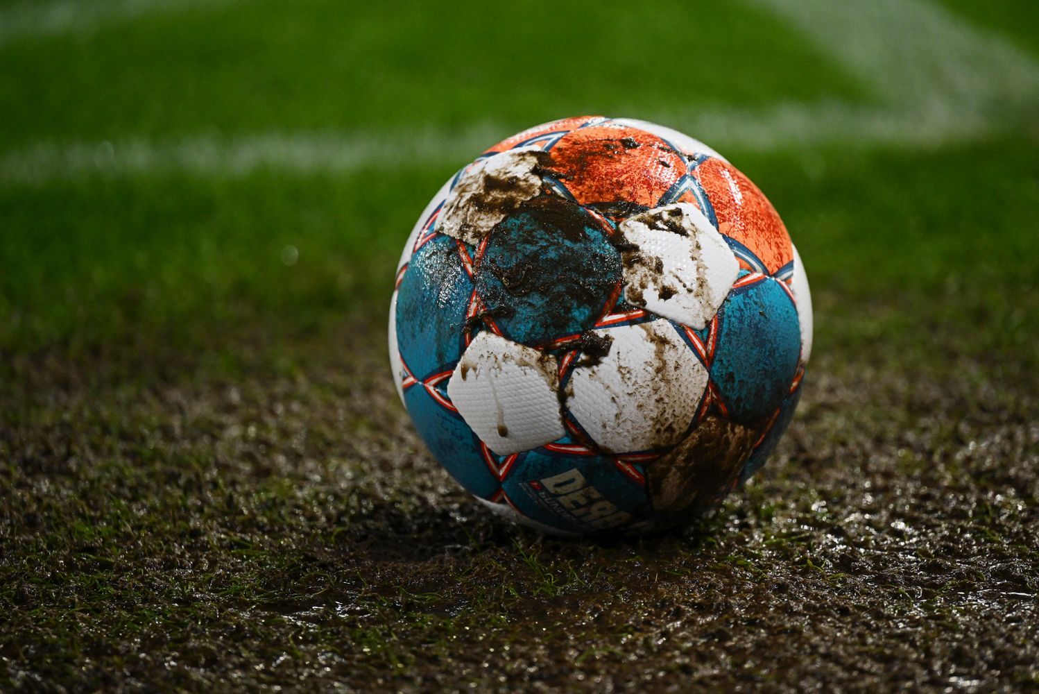 Sant'Angelo-United Riccione: minacce di morte in tribuna, cori razzisti ...