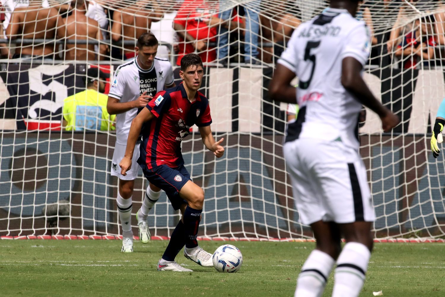 Cagliari: il d.s Bonato inizia a pensare al mercato. Tra l'urgenza di ...