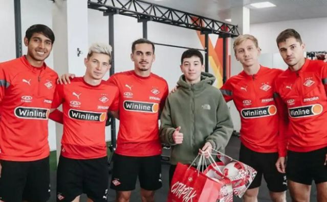 Islam Khalilov, celebrato dallo Spartak il 15enne che ha salvato 100 ...
