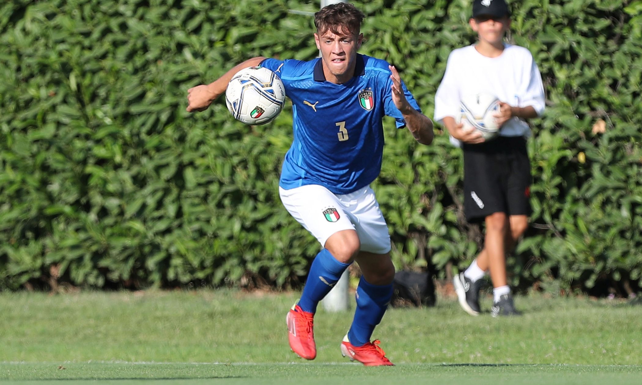 Milan Futuro, Bozzolan verso la Serie B: la situazione | Calciomercato