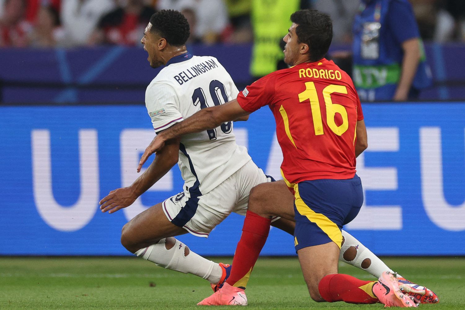 Gli Europei mischiano le carte per il Pallone d'Oro. Bellingham ...