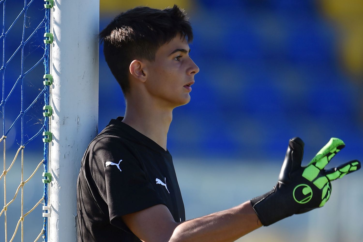 Chi è Lorenzo Torriani, il portiere del Milan titolare contro il ...