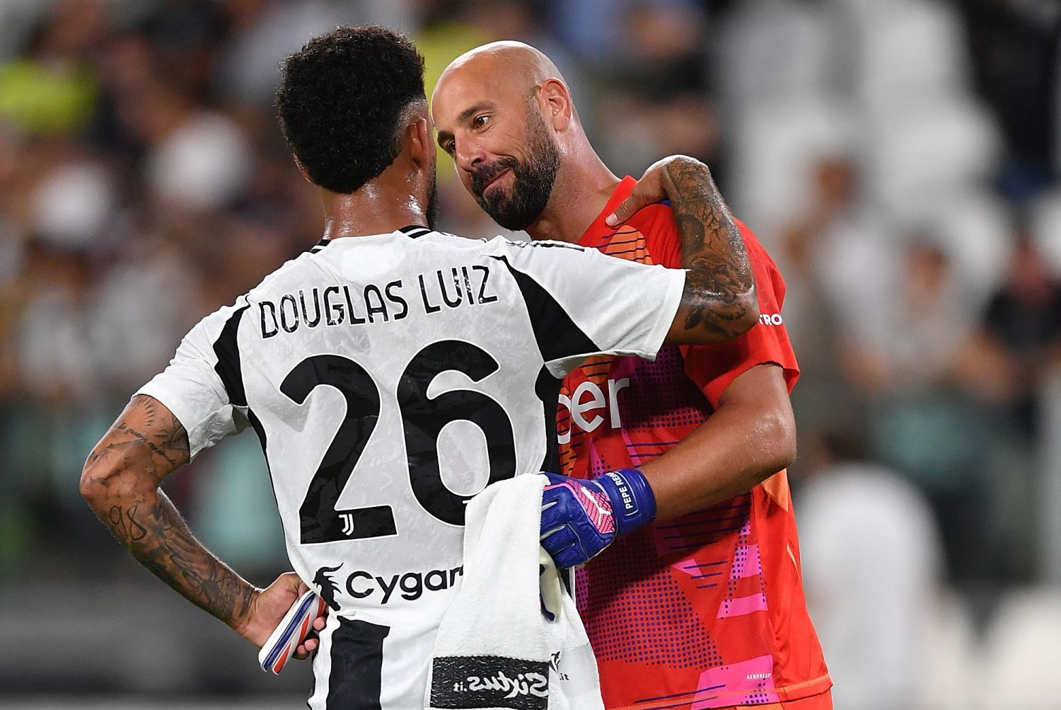 De Grandis su Douglas Luiz: 'Un avvio choc' | Il BiancoNero