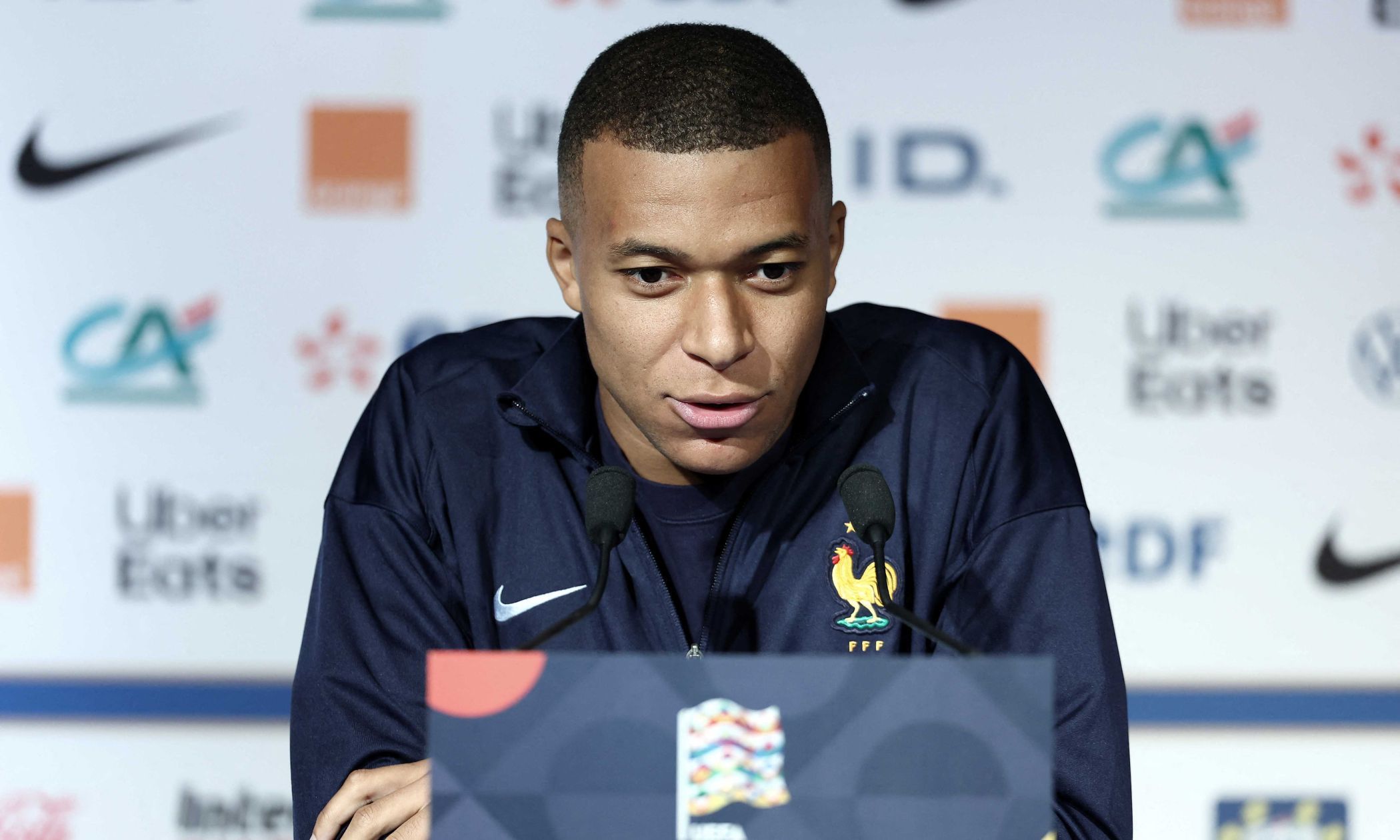 AFP - Mbappé ha denunciato il PSG per tentativo di estorsione e danni ...
