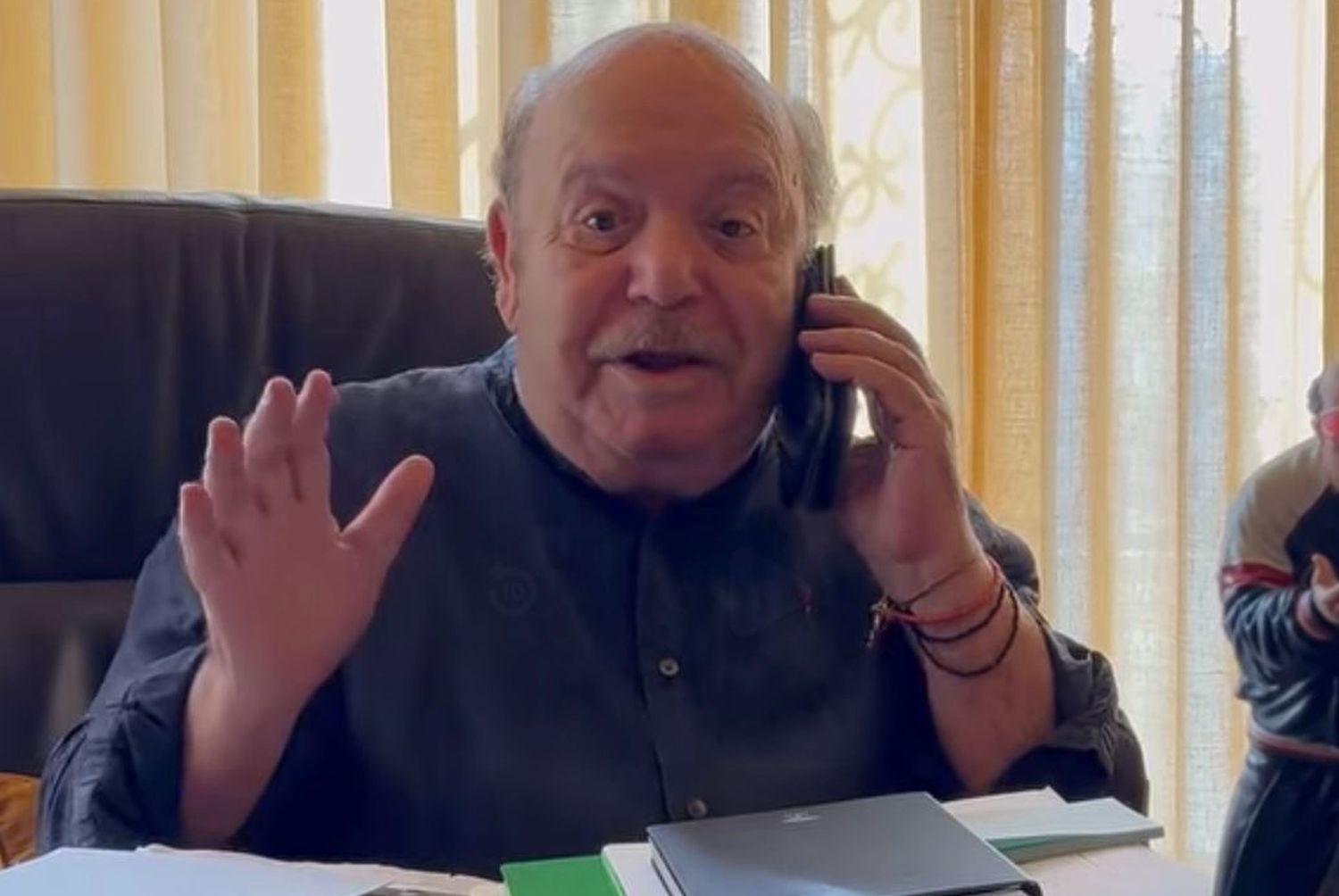 L’ironia del tifoso Lino Banfi: Oronzo Canà pronto ad allenare la Roma ...