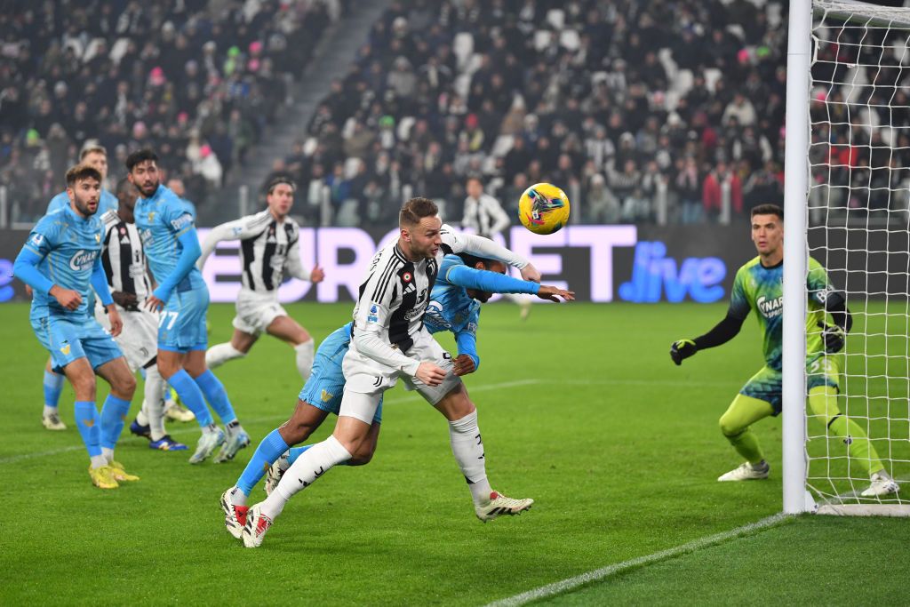 Juve-Venezia, Koopmeiners è ancora in grande difficoltà. Thiago Motta: 'La responsabilità è mia ...