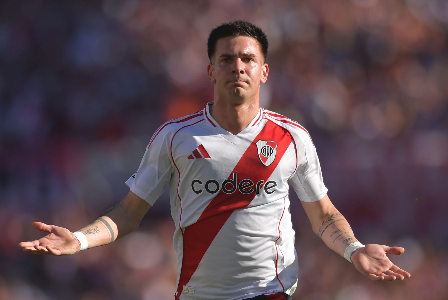 Chi è Mastantuono, il talento del River Plate che sognava di diventare ...