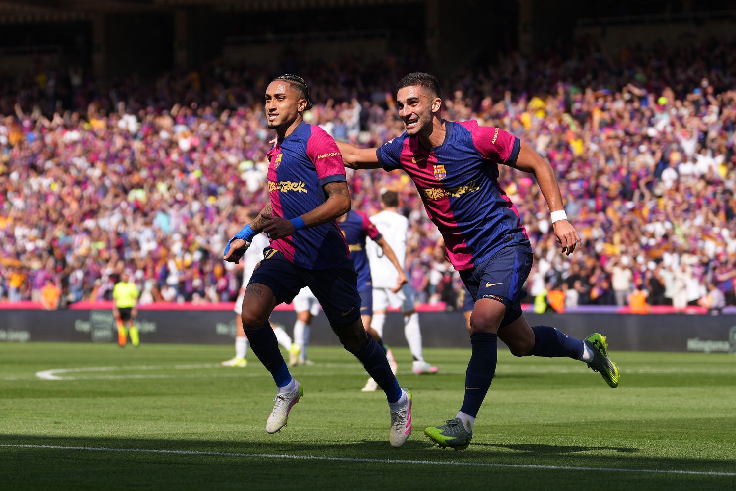 L'ultimo Barcellona-Real Madrid della stagione è da sballo, 4-3! Flick ...