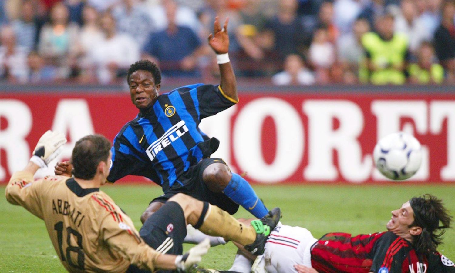 Milan, Inter e l'Euroderby del 2003 che lasciò Milano senza fiato. Fu ...