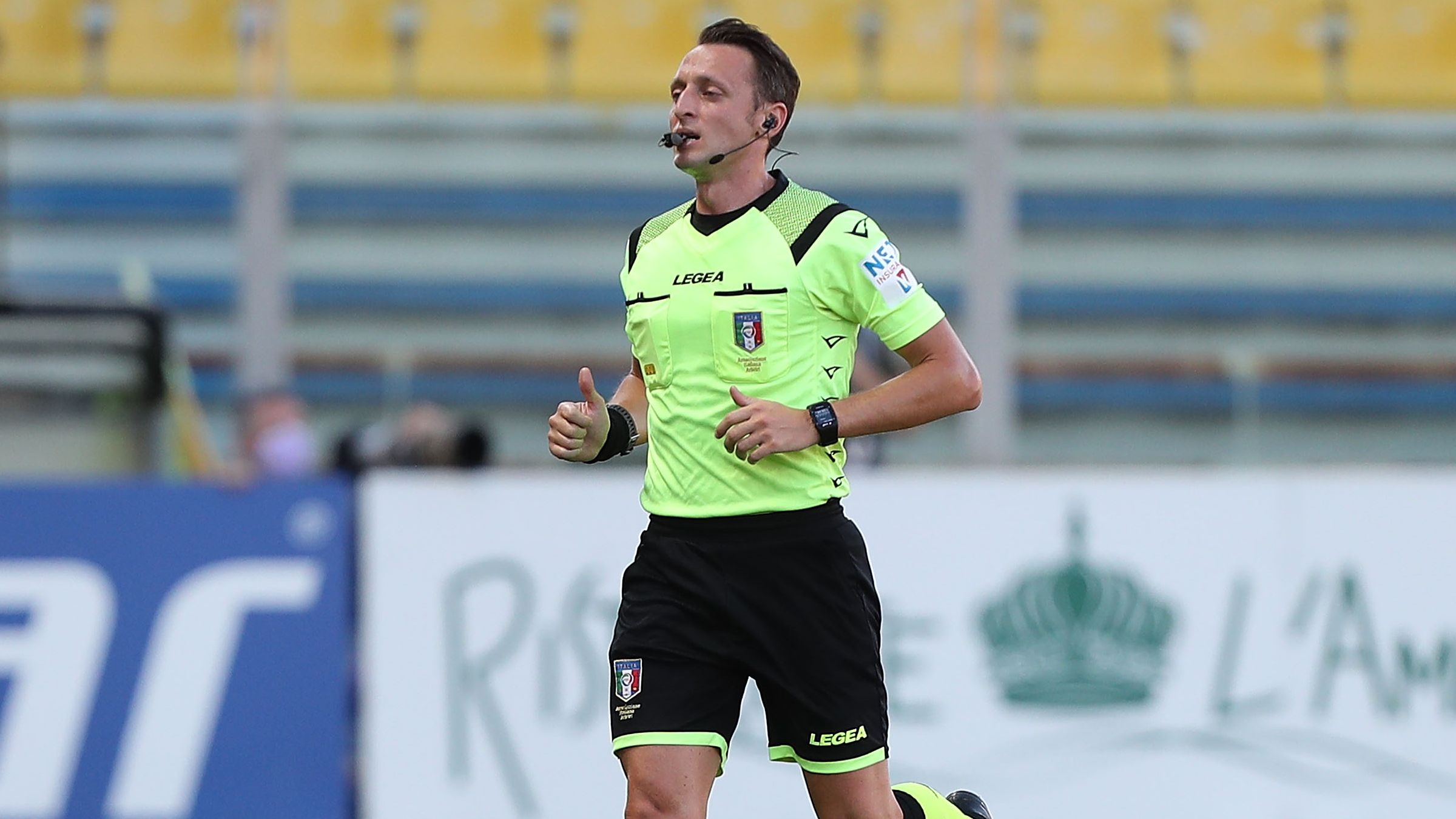 Cagliari-Milan, la moviola: proteste per un tocco di mano di Zappa ...