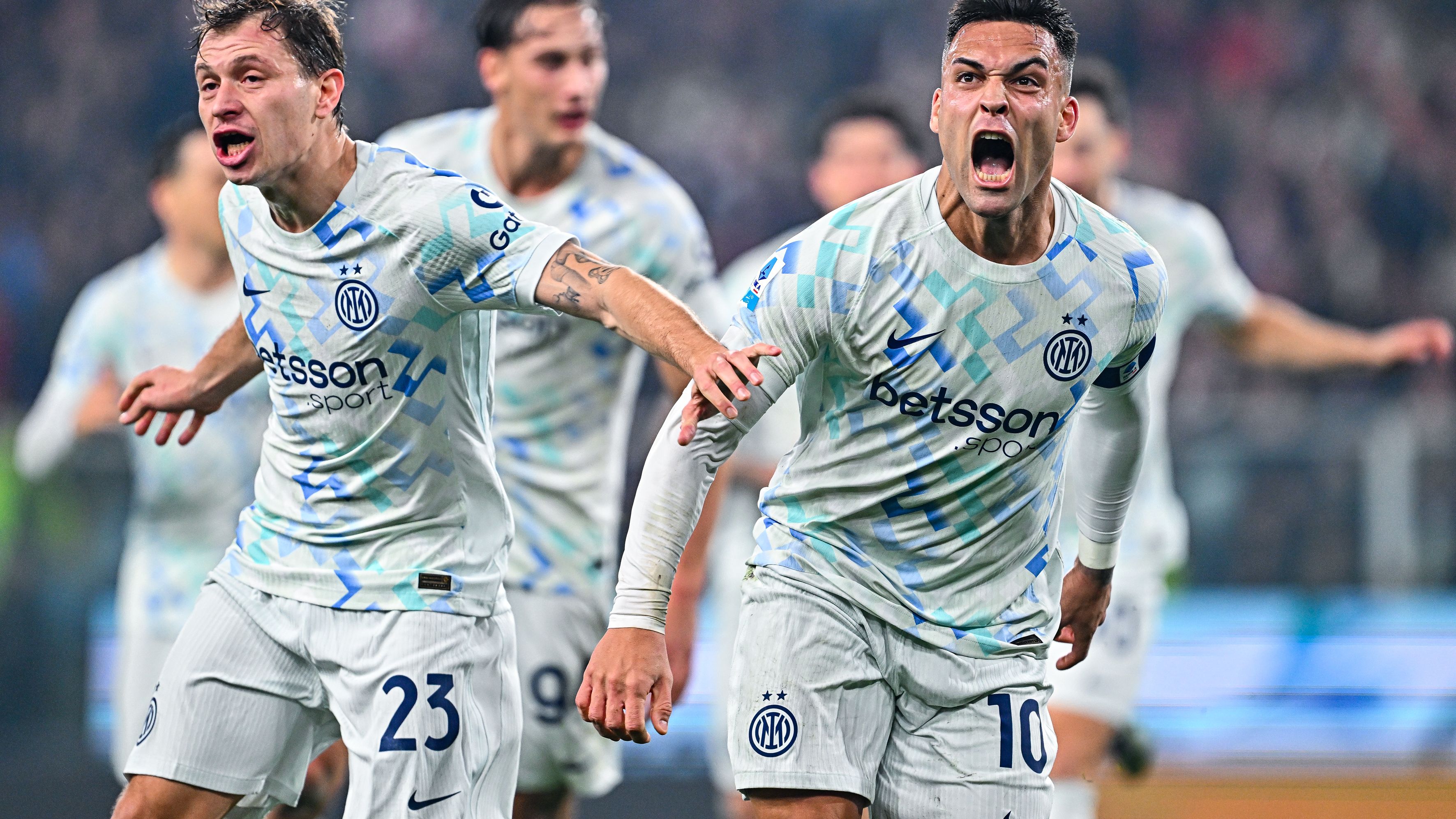 L'Inter non sbaglia: 2-1 al Genoa, Chivu sorpassa Milan e Napoli e vola ...