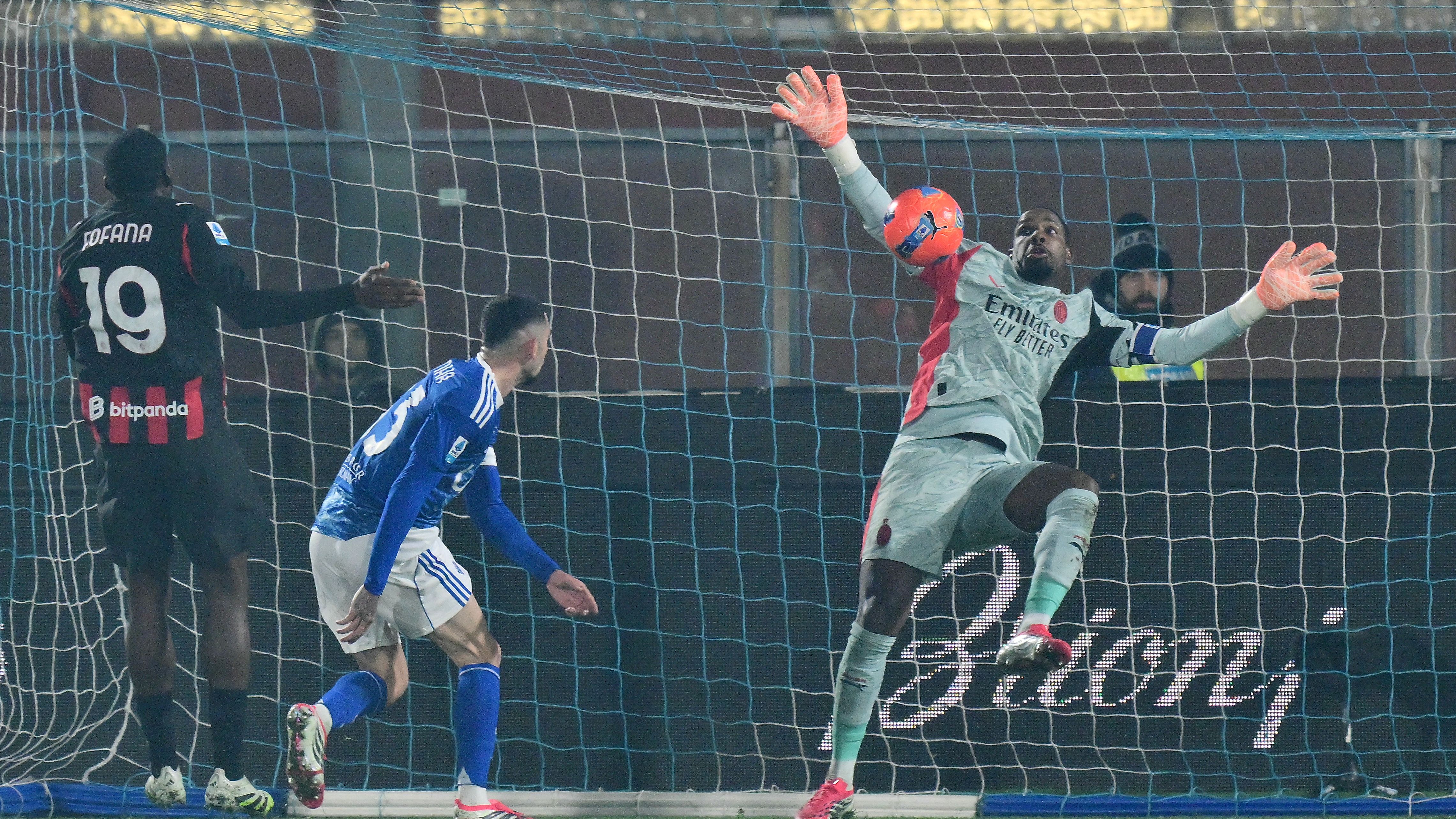 Rabiot: "Maignan ha tanta voglia di Milan". Il portiere: "Abbiamo ...