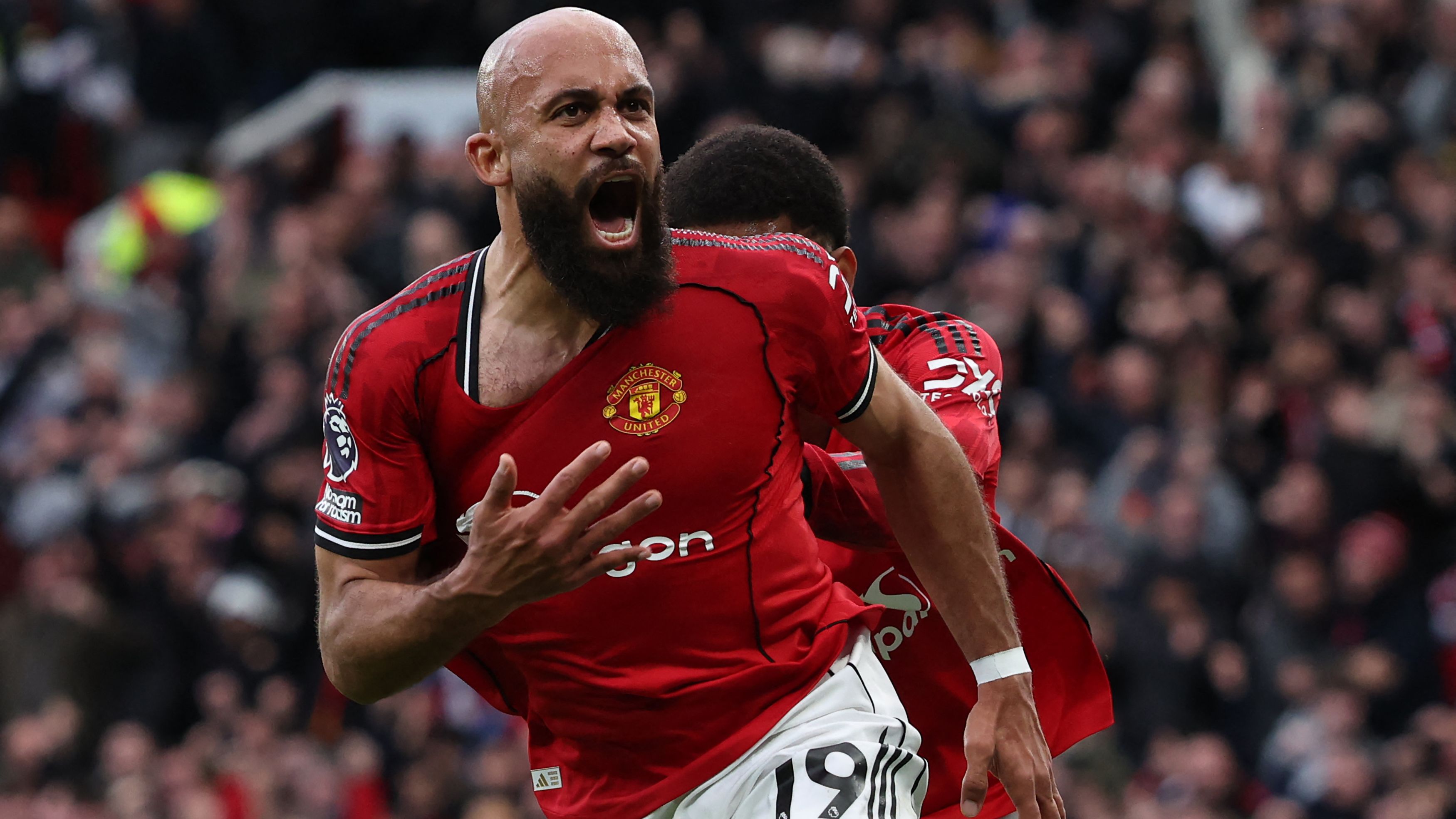 Il derby è dello United: City ko 2-0, ora l'Arsenal può scappare in ...