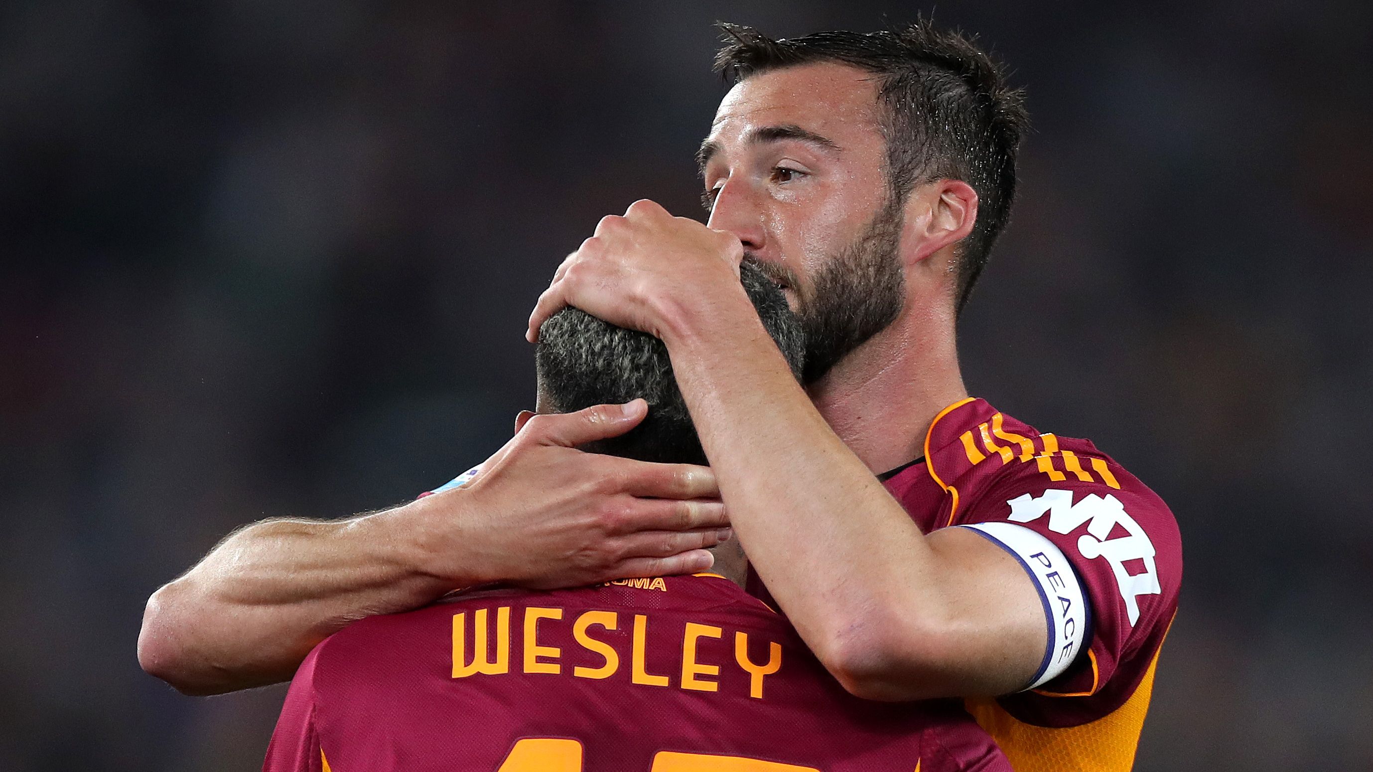 La Roma surclassa la Fiorentina: 4-0, Gasperini a -1 dalla Champions e ...