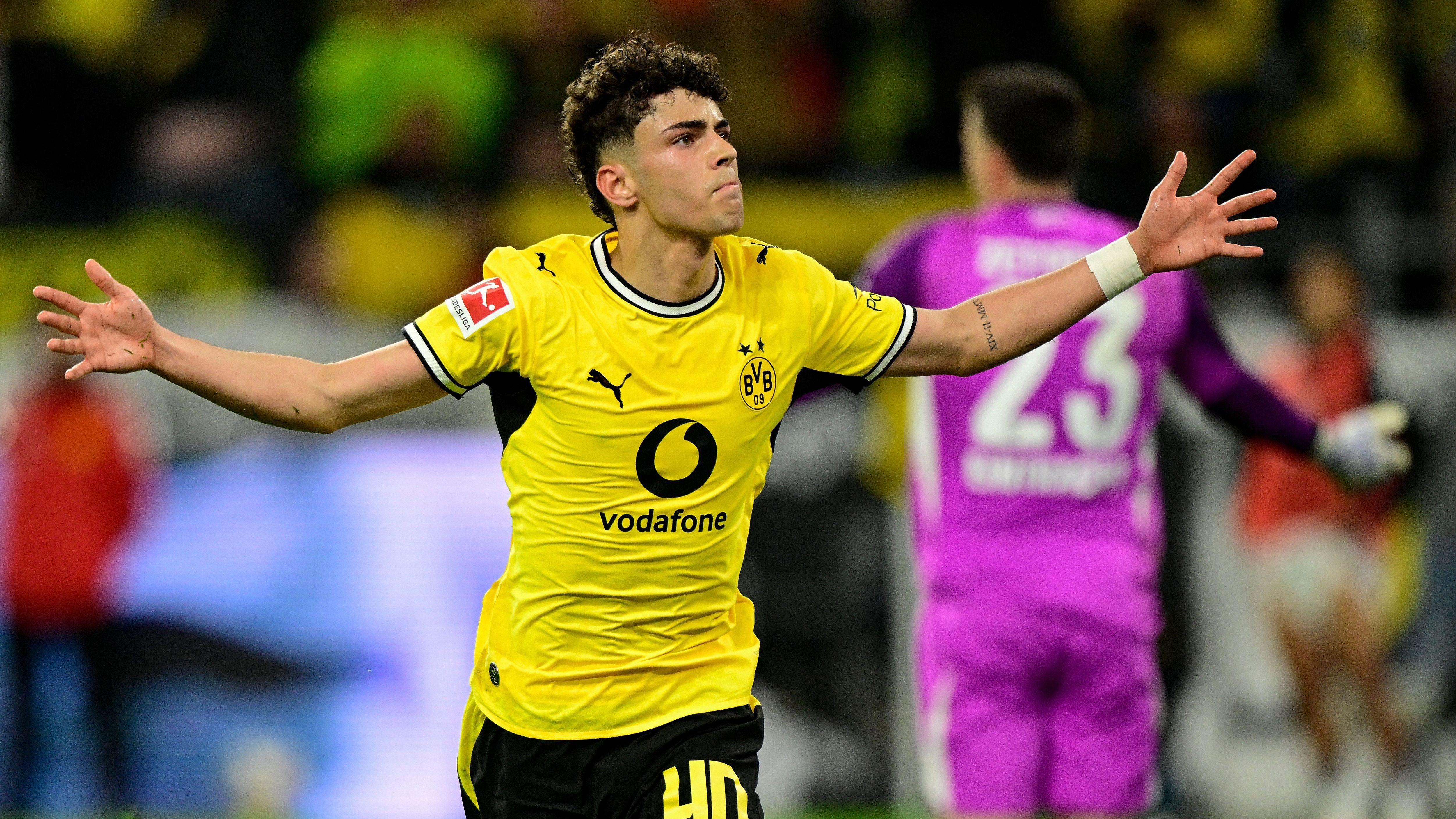 Il Borussia Dortmund ha blindato Samuele Inacio: contratto fino al 2029 ...