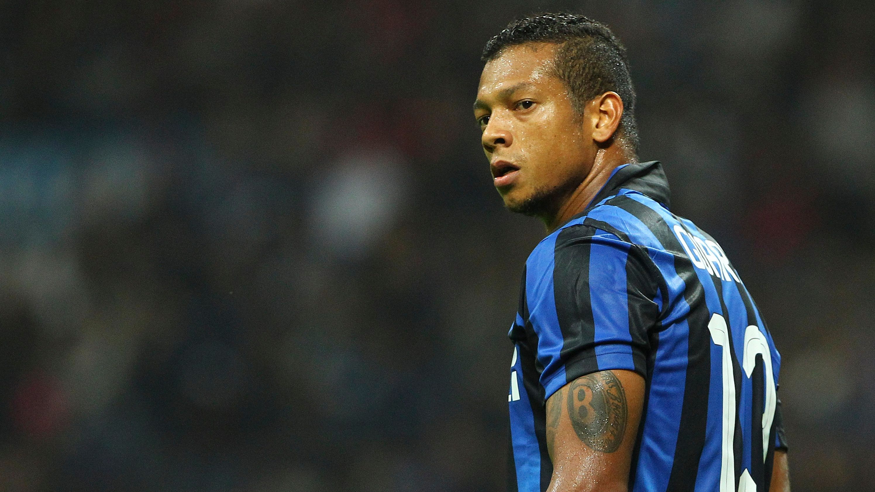 Guarin shock: "Ho tentato il suicidio tre volte. Ho iniziato a bere ...