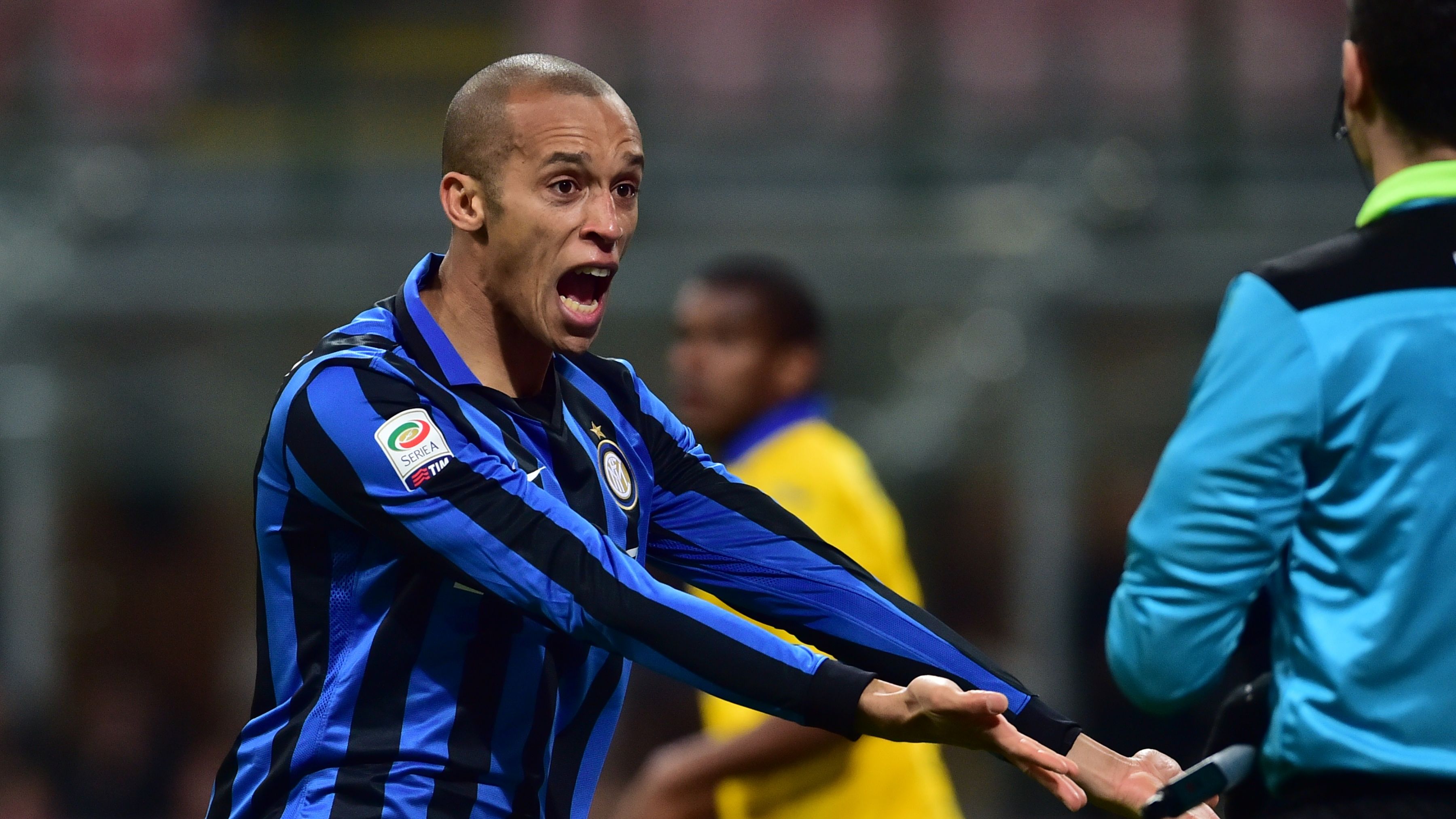 Miranda contro Spalletti: “Ha imposto la paura, vive col terrore che ...