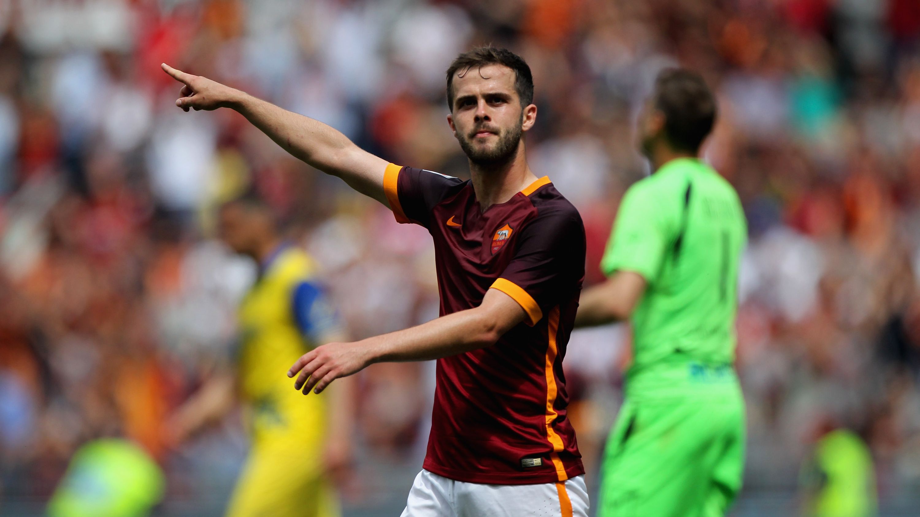 Pjanic: "Tornare in Italia? Mai dire mai. Questa Roma mi ricorda la mia ...